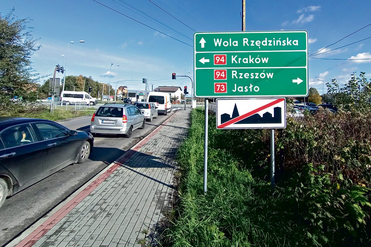 Wymienią oznakowanie na DK94. „Tarnów” pojawi się na kierunkowskazach ...